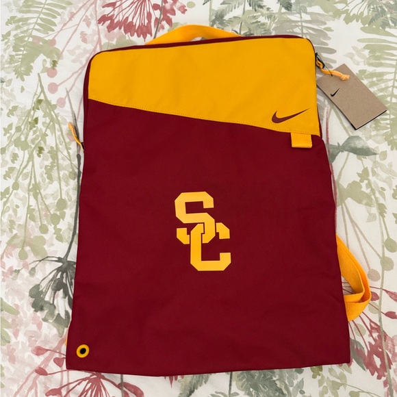 Nike | Bags | Nwt Nike 224 Utility Gymbag For Football Usc | Poshmark